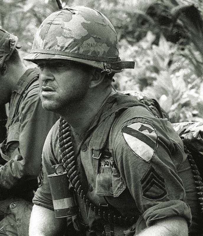 Combat Infantryman Badge in Action; Photos of CIBs being worn - Page 16 ...