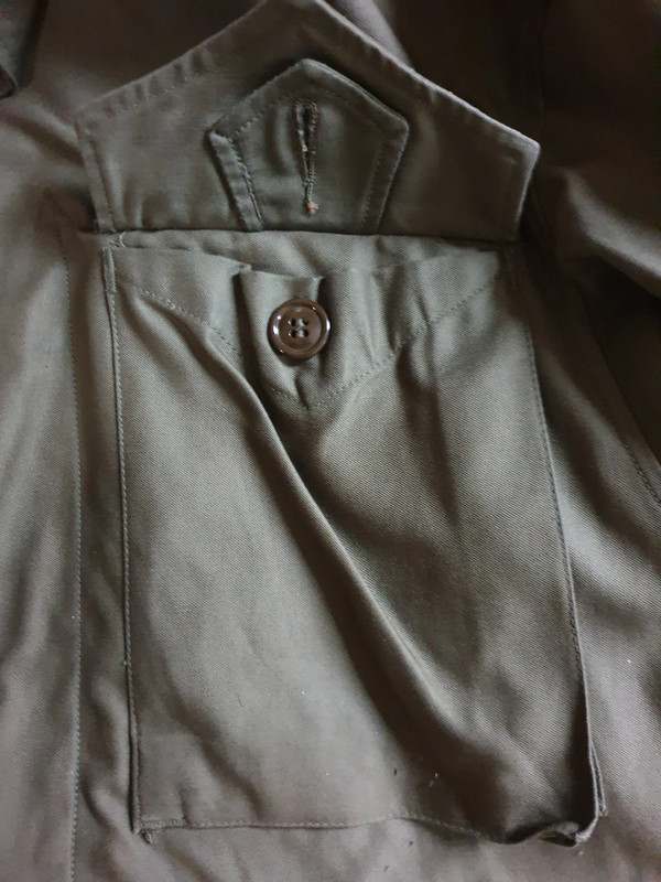 Is this M-43 an original WW2 or a repro? - UNIFORMS - U.S. Militaria Forum