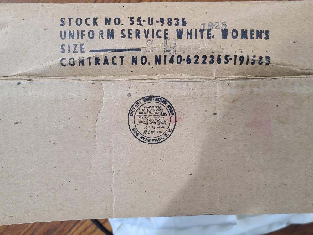Can you tell the age of this uniform box? - UNIFORMS - U.S. Militaria Forum