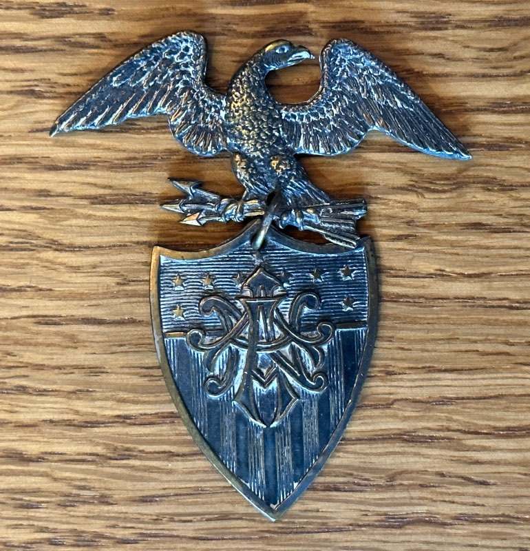 Please help ID this veterans association badge - VETERANS ...