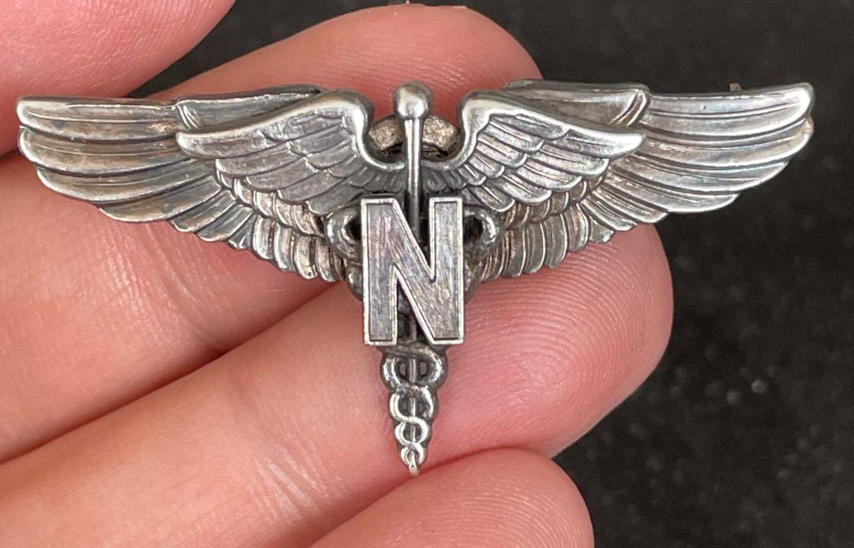 Unique custom flight nurse wing - MEDICAL WING BADGES - U.S. Militaria ...