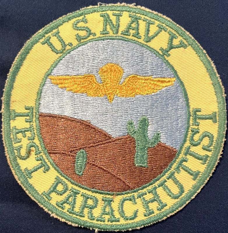 Navy Parachute Team - Unit - Test - Chuting Stars - Leap Frogs ...