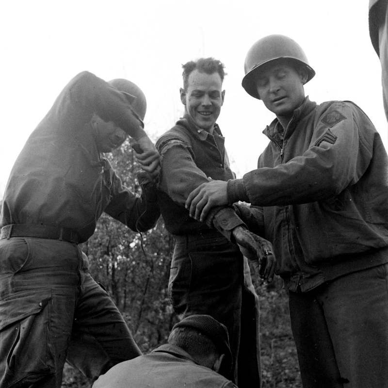 Patches in action: Photos of SSI being worn by the troops. - Page 250 ...