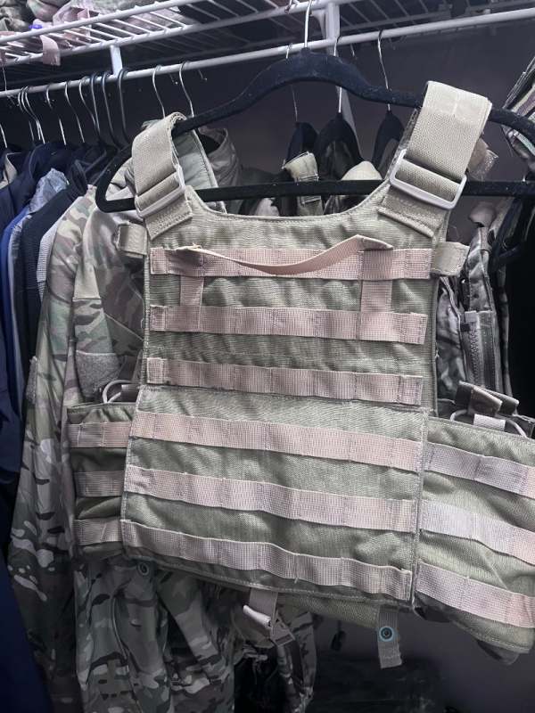 LBT 6094 GEN 1 and MTC PARASCOPE - FIELD & PERSONAL GEAR SECTION - U.S ...