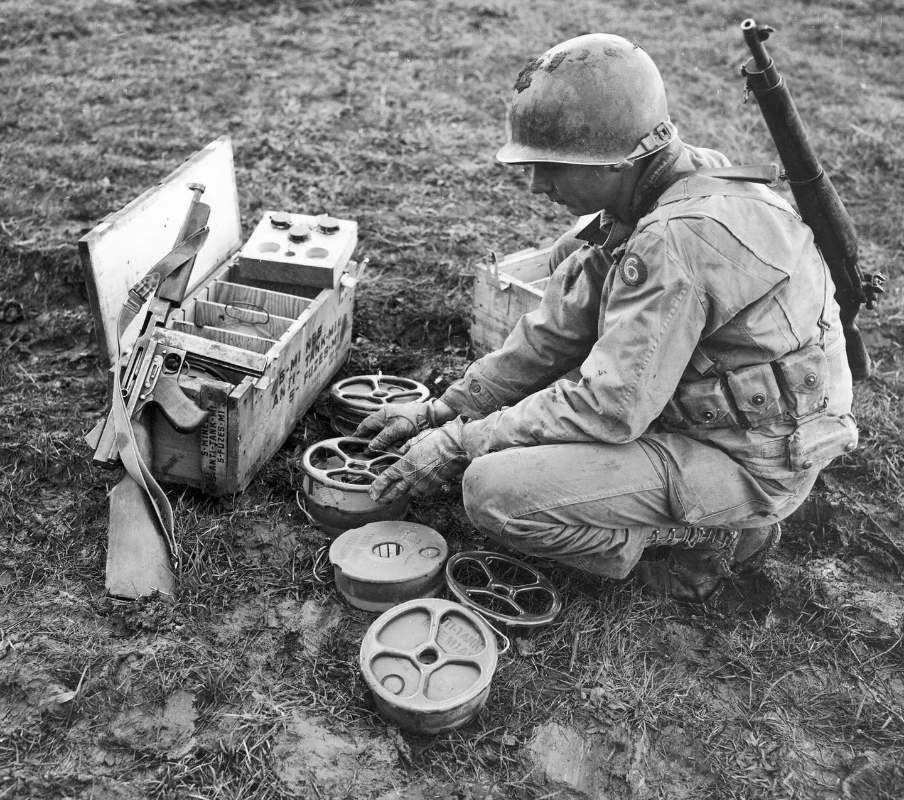 Patches in action: Photos of SSI being worn by the troops. - Page 250 ...