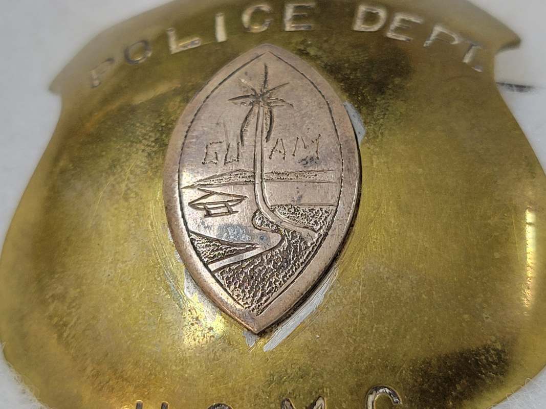Help with named Guam Police Dept. U.S.M.C. badge - NAVY, MARINE CORPS ...