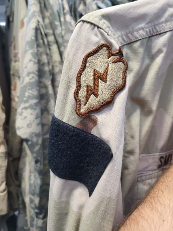 Missing Patch-What should be sewn here? - CAMOUFLAGE UNIFORMS - U.S ...
