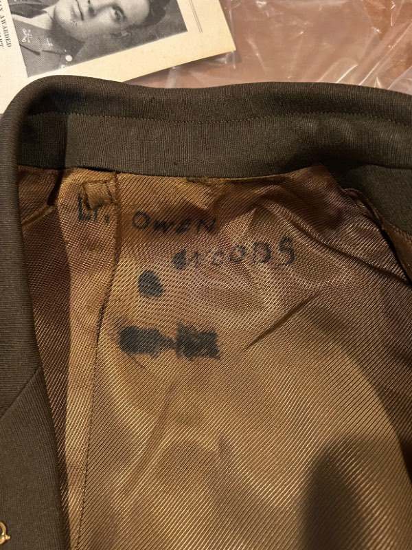 Uniform and medals of 1st Lt. Owen Woods. 13th Armored Regiment. KIA in ...