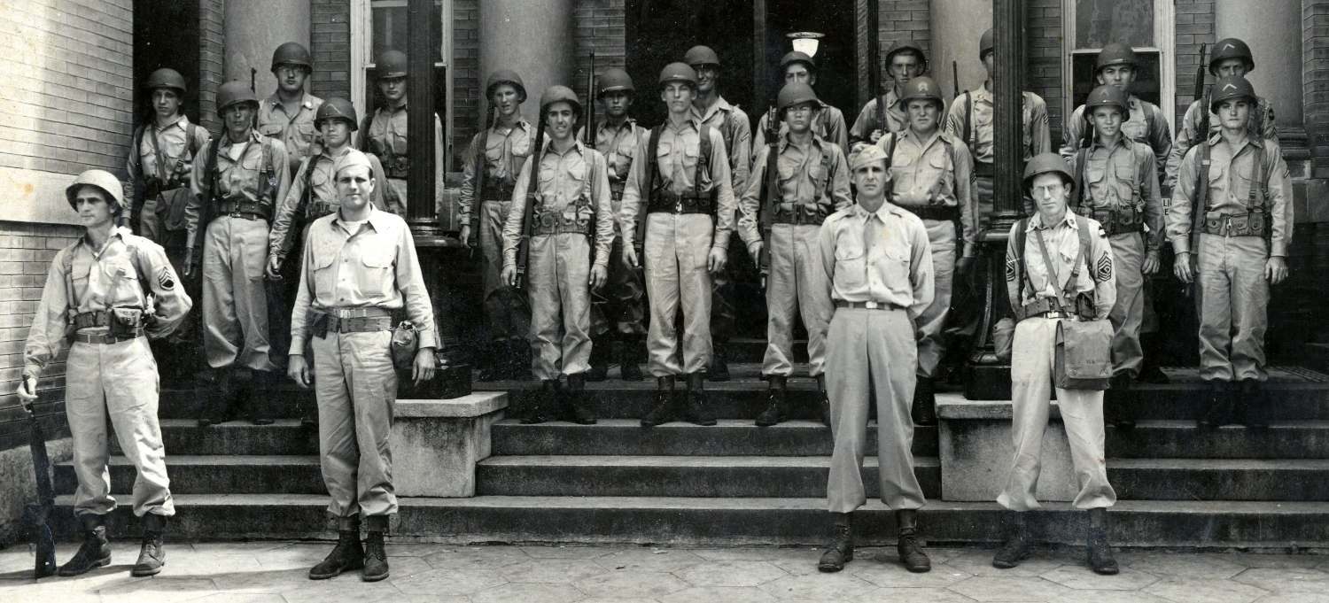 Patches in action: Photos of SSI being worn by the troops. - Page 255 ...