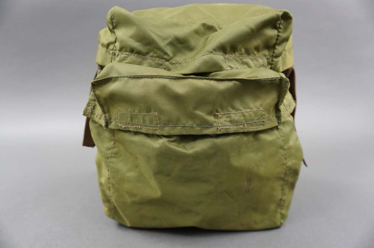 Trying to ID a 1980's to 1990's Backpack - FIELD & PERSONAL GEAR ...