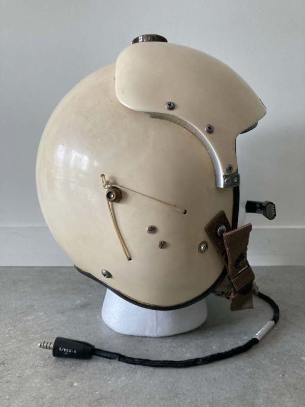 Vietnam era APH-5 helmet ? - FLYING HELMETS AND ACCESSORIES - U.S ...