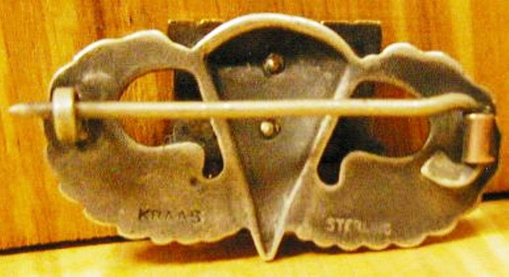 US Army Engineer turrented castle device on partrooper wing - AIRBORNE ...