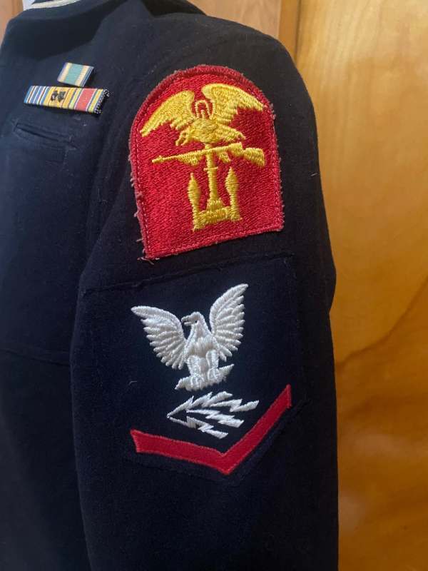 Group of a USS Bladen APA-63 sailor - UNIFORMS - U.S. Militaria Forum