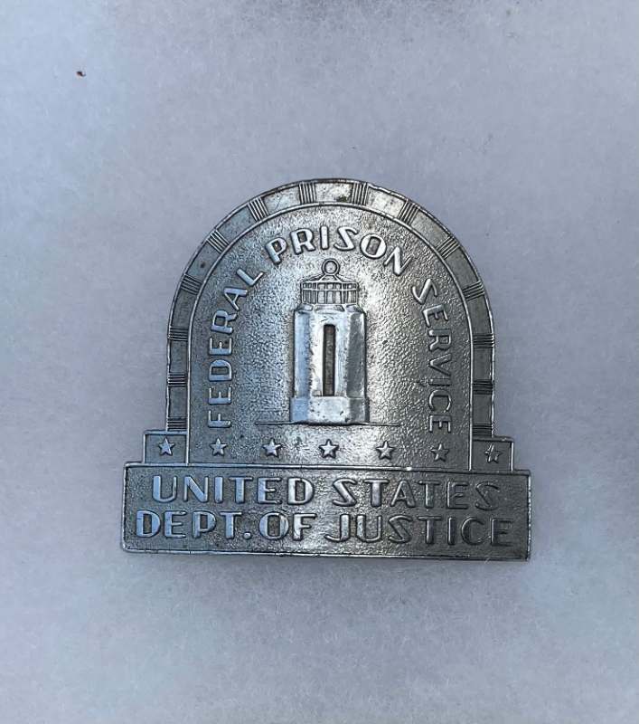Federal Prison Service Insignia - MISCELLANEOUS / OTHER - U.S ...