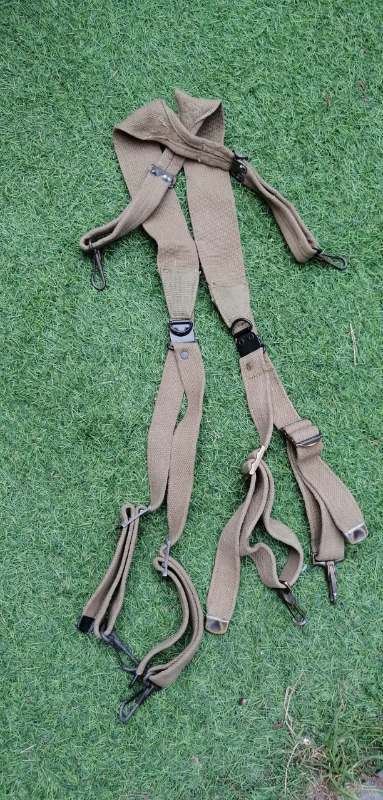 Questions about my M36 suspenders. Including naval marks, laundry ...
