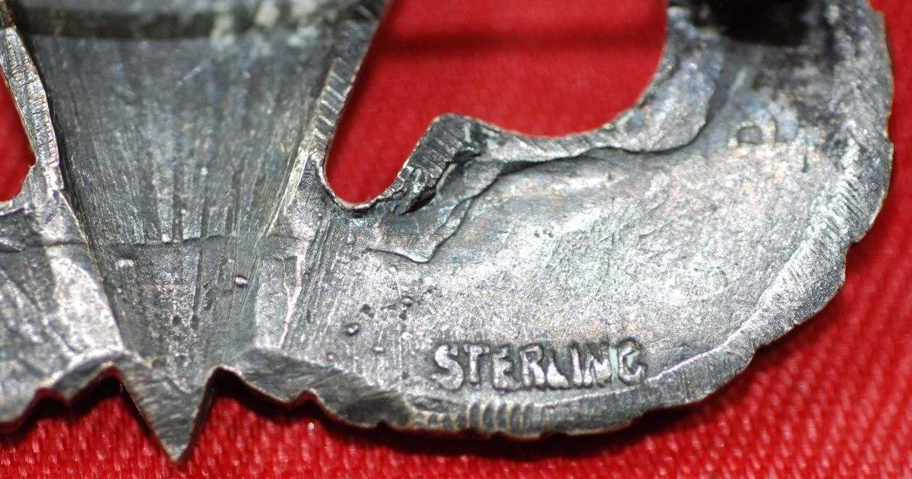 Interesting jump wing with wire catch and hinge. Chinese or Japanese ...