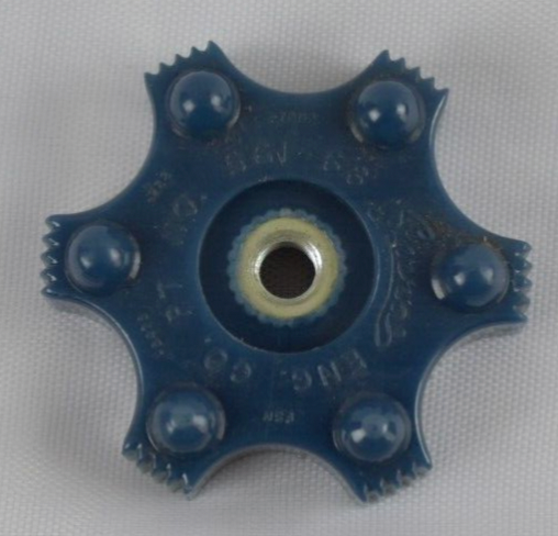 Difference in visor lock question - FLYING HELMETS AND ACCESSORIES - U ...