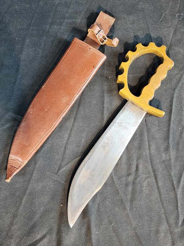 Cog wheel knife/69th BS - EDGED WEAPONS - U.S. Militaria Forum