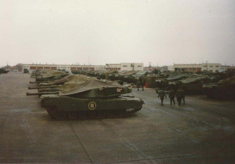 XM1 Abrams Tank - MILITARY VEHICLES - U.S. Militaria Forum
