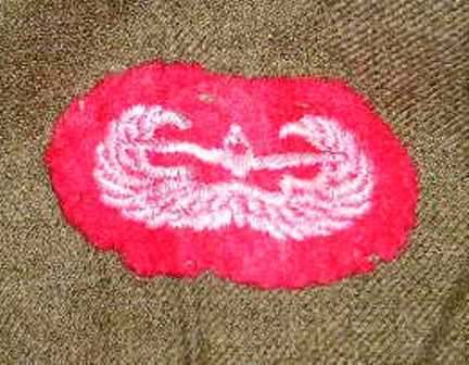 WWII British Made Glider wings on Felt. - AIRBORNE, GLIDER TROOPS ...