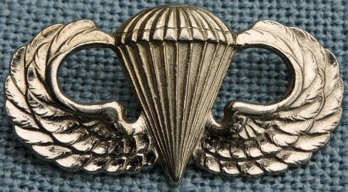 Post War GEMSCO Jump Wings? - AIRBORNE, GLIDER TROOPS, PARATROOP JUMP ...