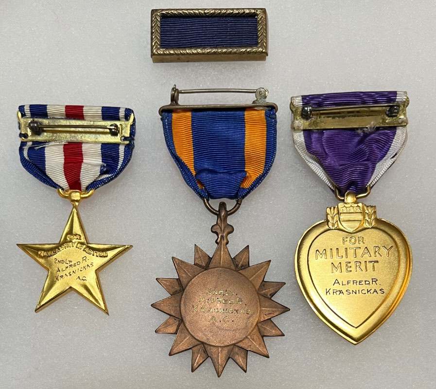 WWII Air Apaches Posthumous Silver Star Group - MEDALS & DECORATIONS ...