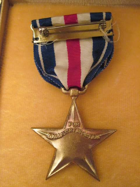 WWII Silver Star? - DECORATIONS/VALOR AWARDS - U.S. Militaria Forum