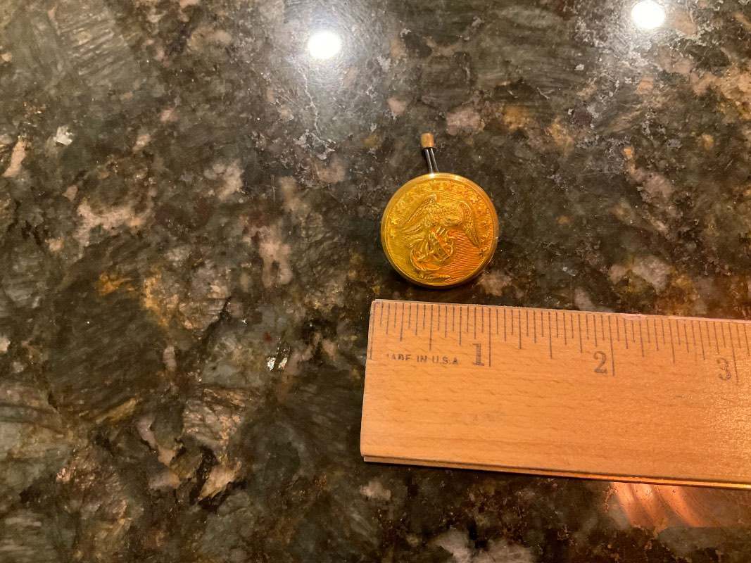 I need help with a USMC 1 inch gold dress uniform button - UNIFORM ...