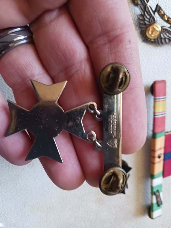 USMC VIETNAM SMALL GROUPING AIR CREW WINGS .AND MARKSMAN BADGES - NAVY ...