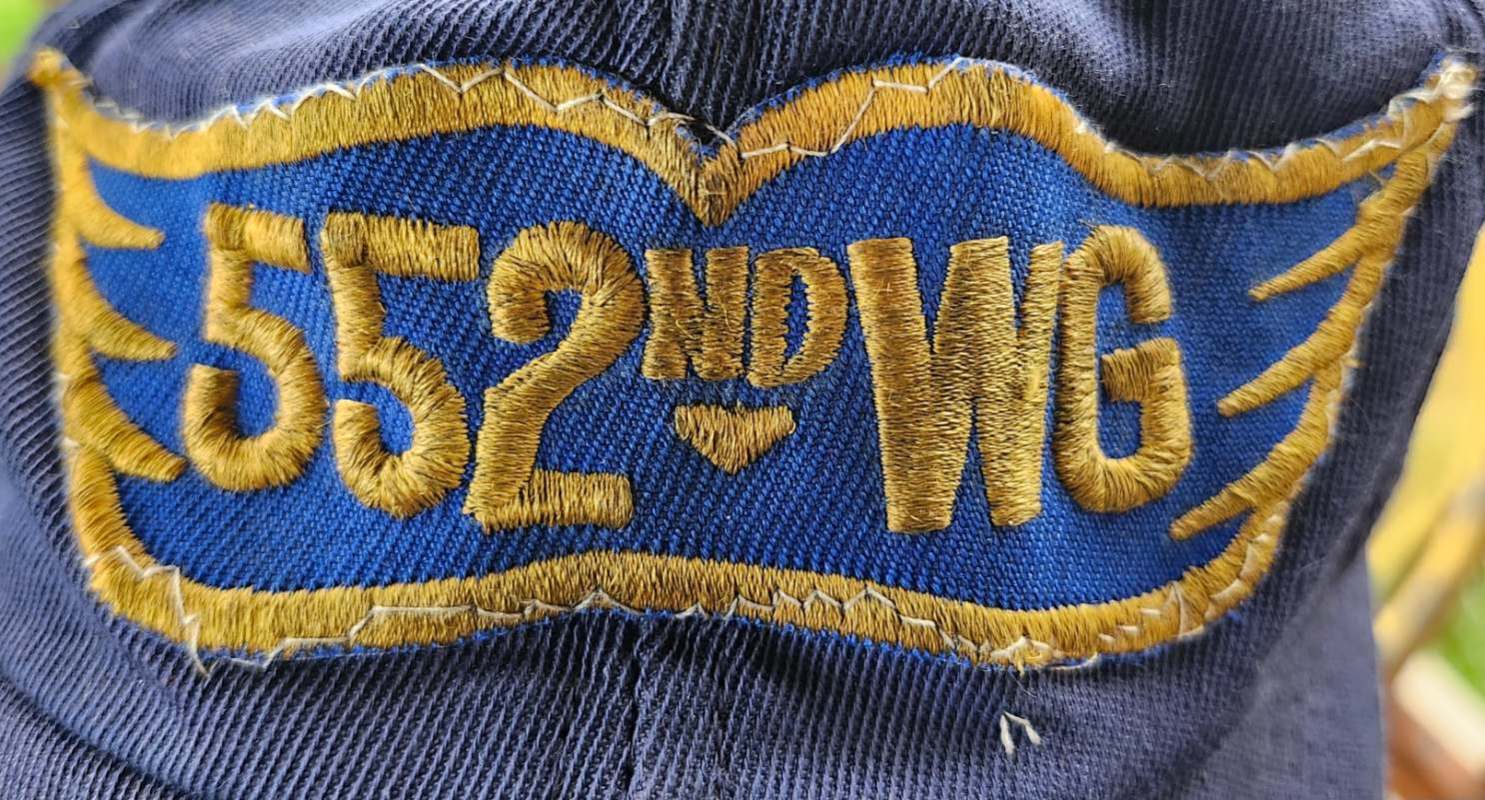 552nd Wing Hat Patch - AIR FORCE (USAAF IS WITH ARMY) - U.S. Militaria ...