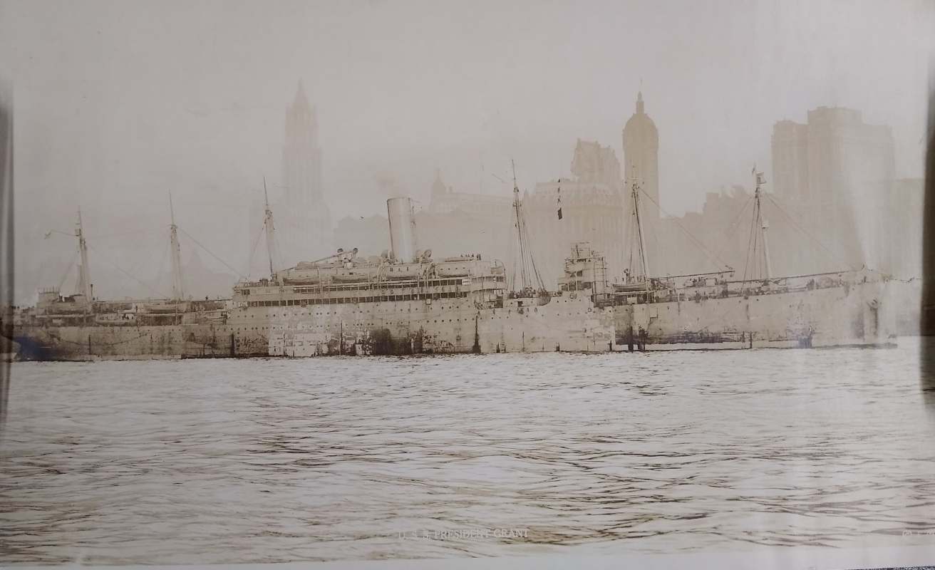USS Grant - in New York Harbor? Aye, 1919 USS PRESIDENT GRANT ...