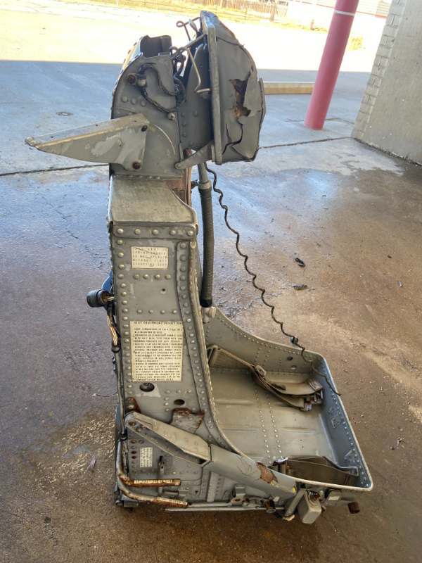 Grumman S-2E Tracker Seat - MILITARY AIRCRAFT & AVIATION - U.S ...
