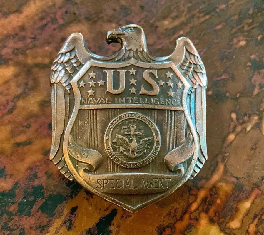 Badge Collection Military Government Police Fire - Page 2 - BADGES ...