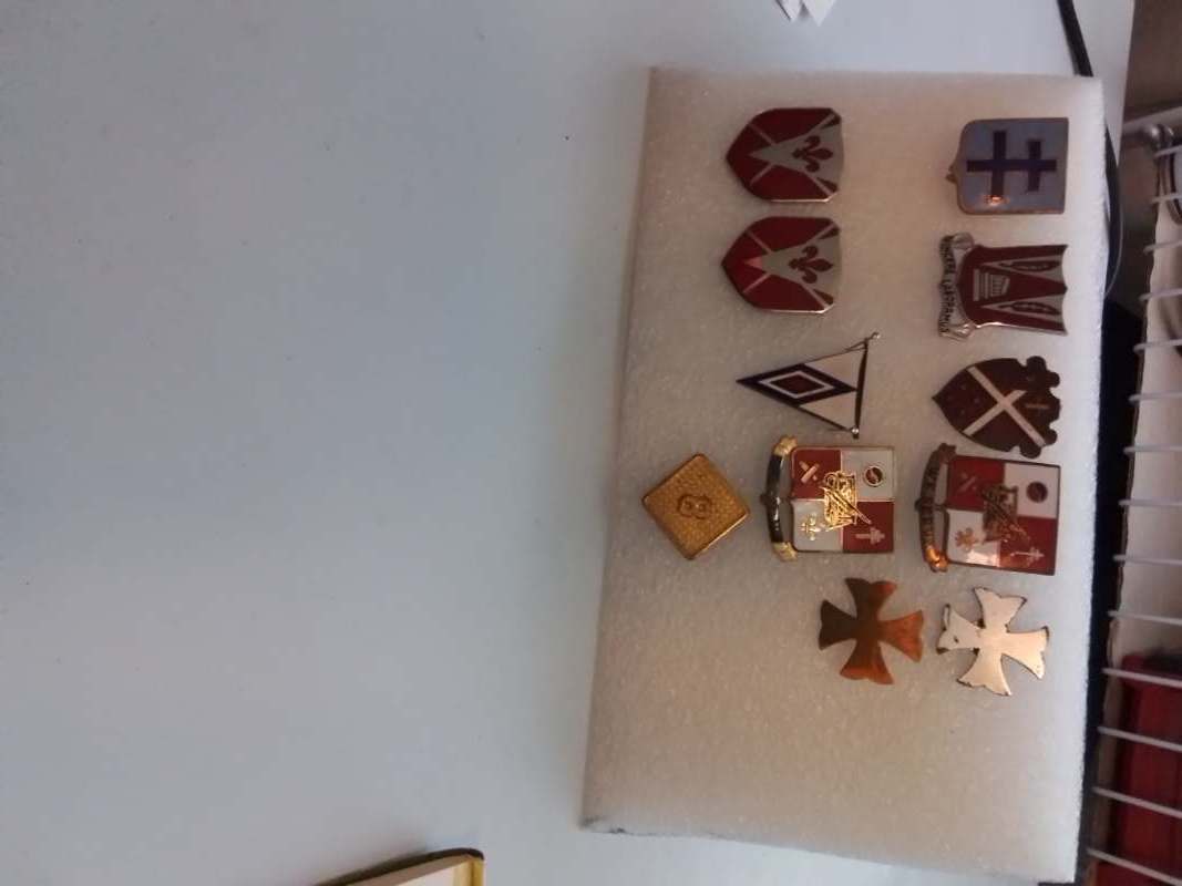 Need identified if possible. Thanks for any assistance - BADGES, AWARDS ...