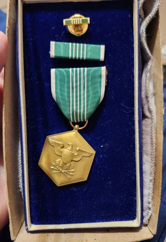 Early Korean War ARCOM Medal - DECORATIONS/VALOR AWARDS - U.S ...