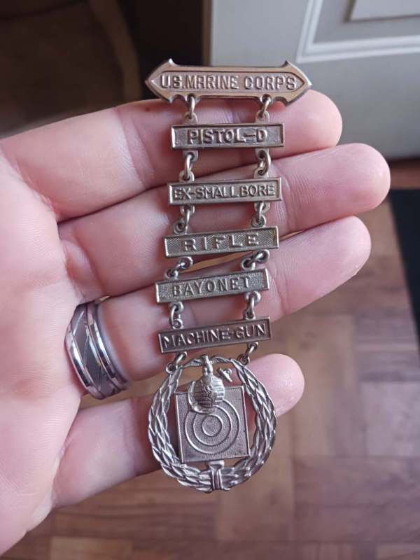 WW2 USMC RIFLE QUALIFICATION BADGE LADDER BADGE - NAVY, MARINE CORPS ...