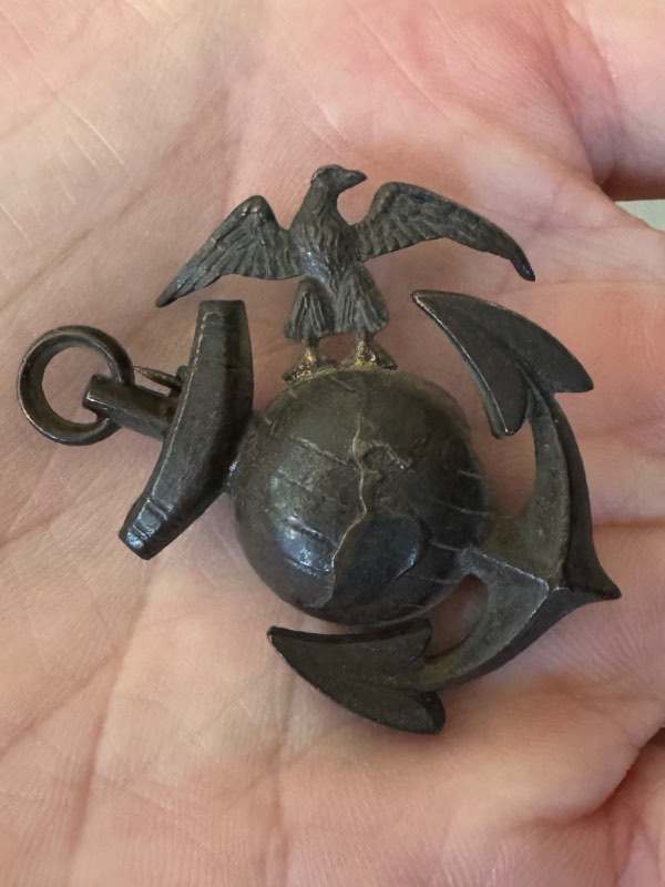 WW1 curved stock French made collar emblem - MARINE CORPS EGA ...