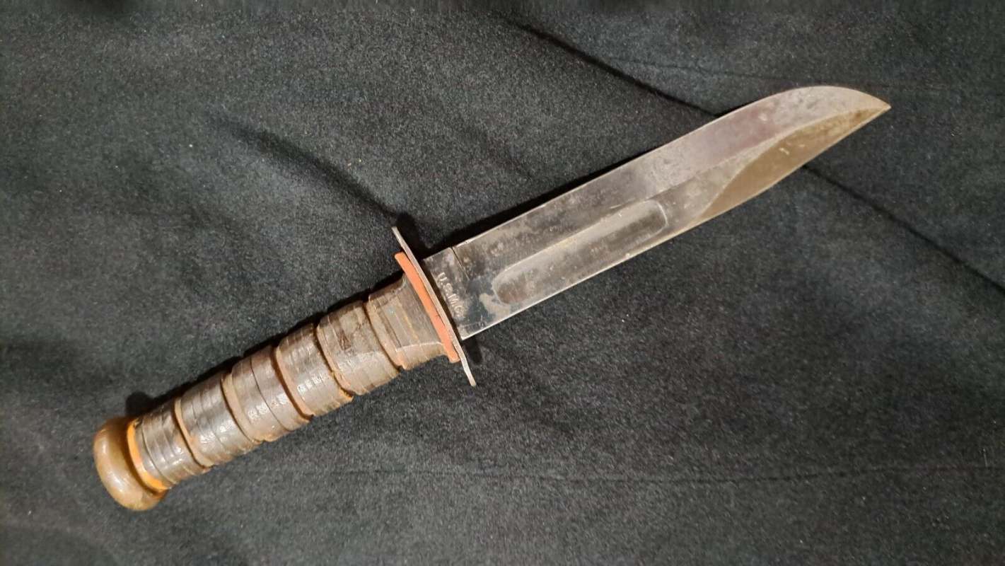 pommel break on a Robeson USMC Mark 2 - EDGED WEAPONS - U.S. Militaria ...