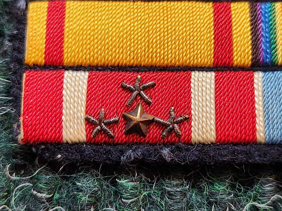 Unidentified ribbon bar to a decorated naval officer. - RIBBON BARS - U ...