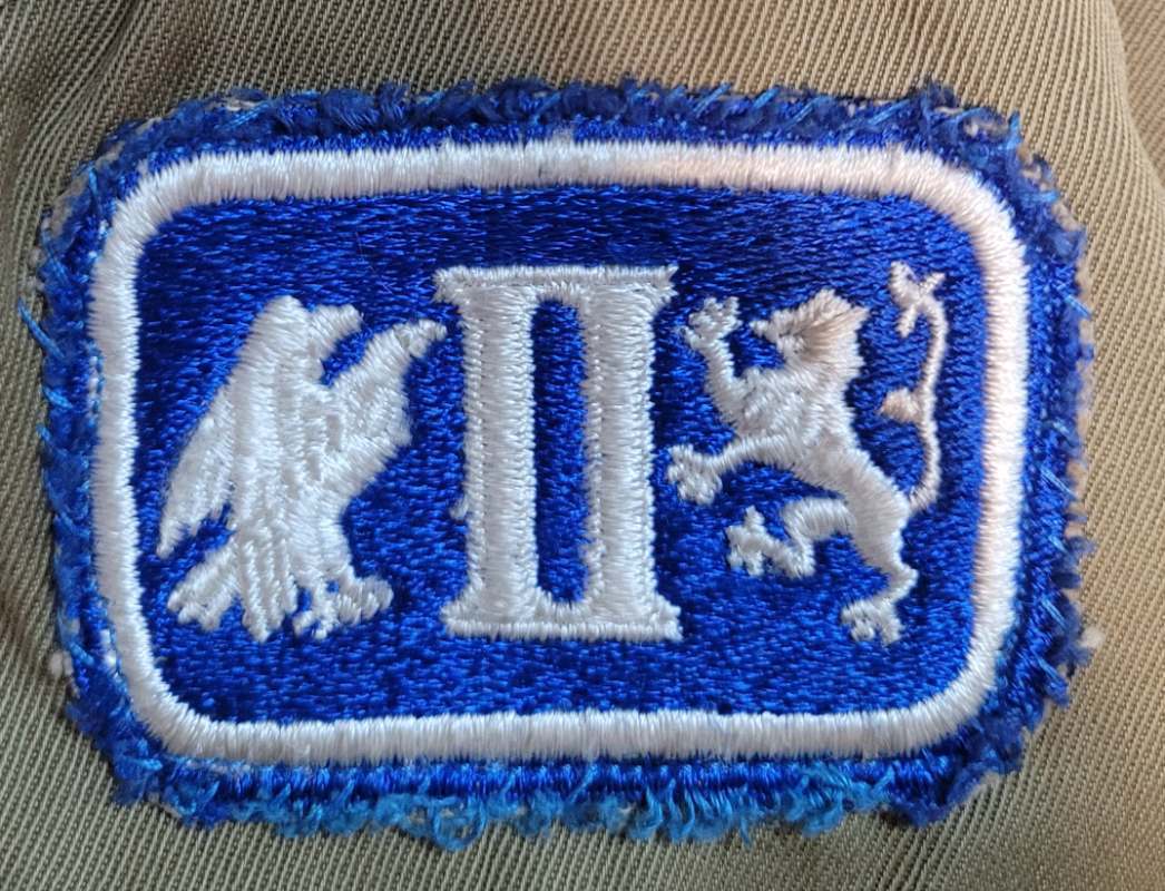 Opinion on this II Corps and 1st Armored patches? - ARMY AND USAAF - U ...