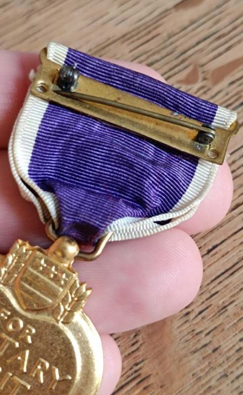 Purple heart / ww2 or postwar - DECORATIONS/VALOR AWARDS - U.S ...
