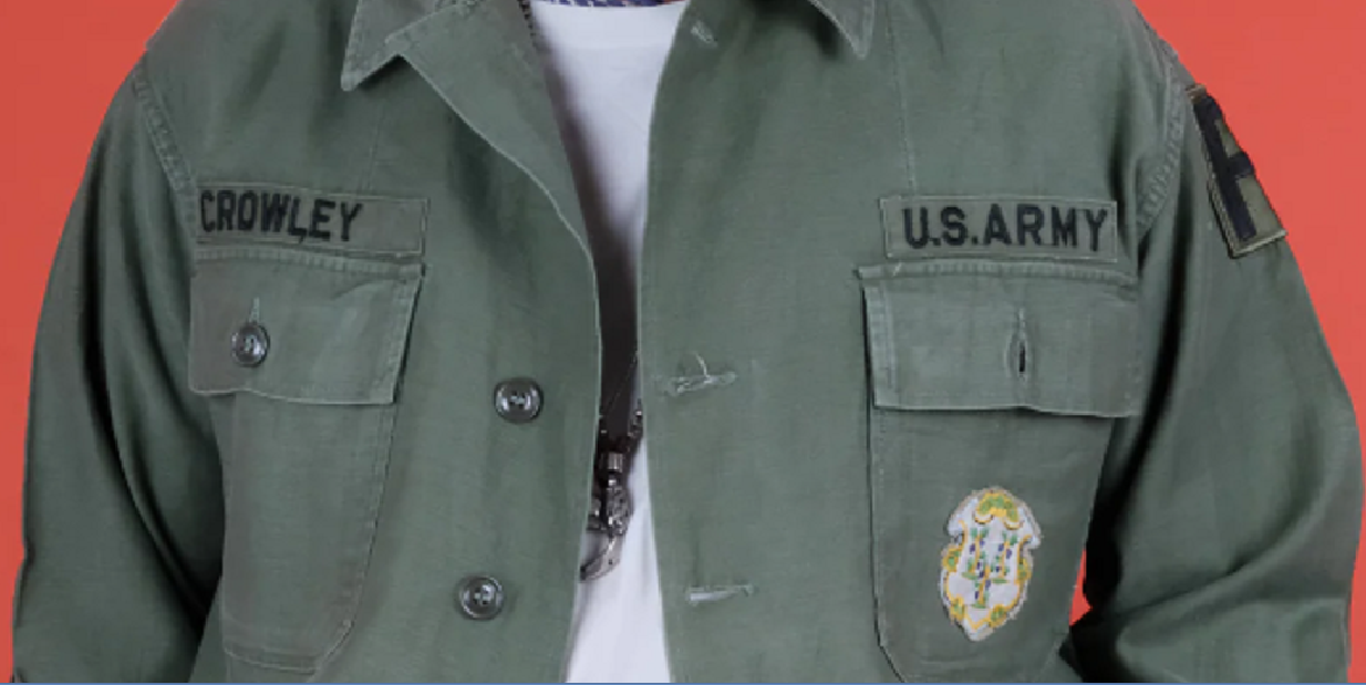 Sateen shirt with pocket patch: CT National Guard - UNIFORMS - U.S ...