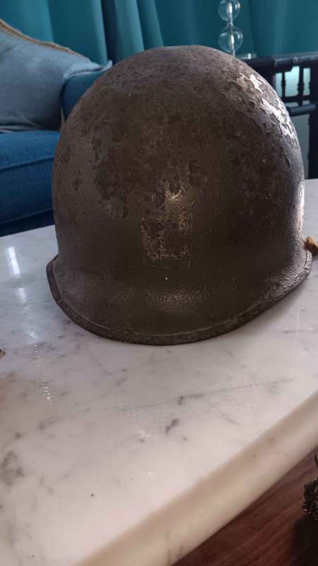 Struggling to find the insignia on this Pot Helmet - M-1; M-1C & M-2 ...