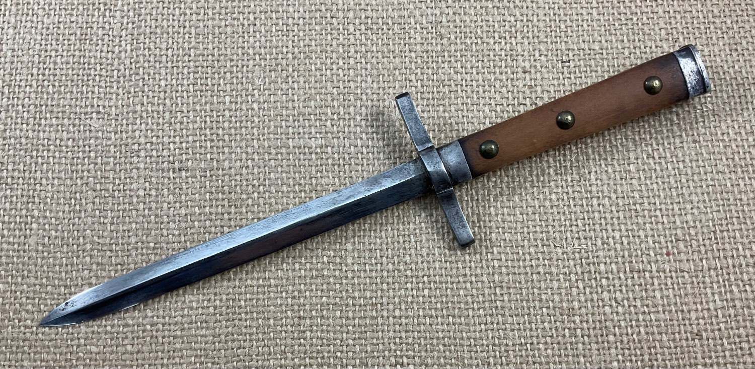 Help date this dagger… - EDGED WEAPONS - U.S. Militaria Forum