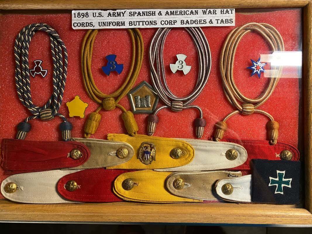 Engineer Corps Badge - (1898-1916) SPANISH AMERICAN WAR, BOXER ...