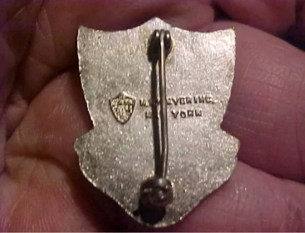 WW2 325th Airborne Different DUI Makers - DISTINCTIVE UNIT INSIGNIA ...