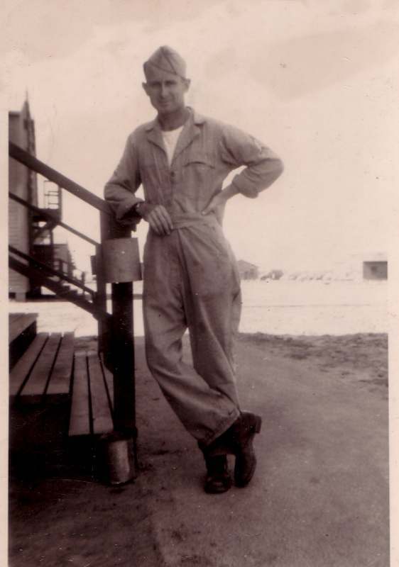 WW2 barracks photos - BASES, AIRFIELDS, FACILITIES, AND INDUSTRIAL ...