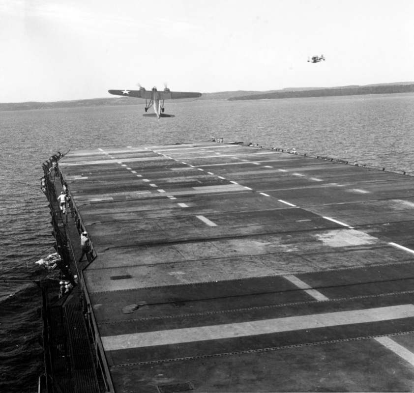 US Aircraft Carrier USS Sable - MILITARY AIRCRAFT & AVIATION - U.S ...