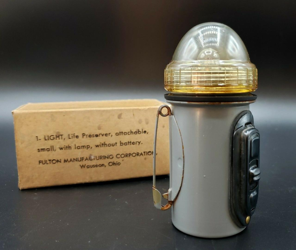 Red Plastic Flashlight - SURVIVAL GEAR - U.S. Militaria Forum
