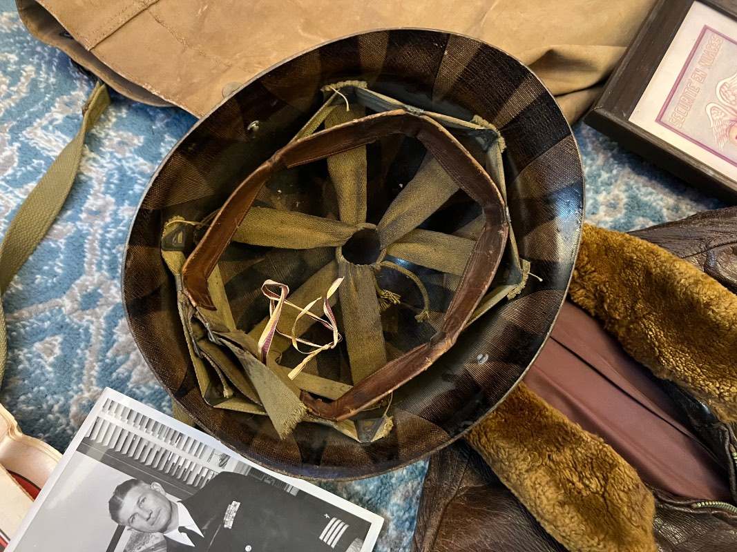 MSGT Tom Heathman - woodwork Marine flight jacket group from VMJ-253 ...